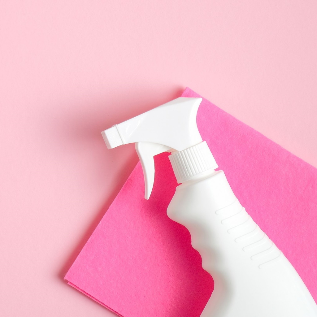 Quelle est la différence entre un détergent et un désinfectant ...